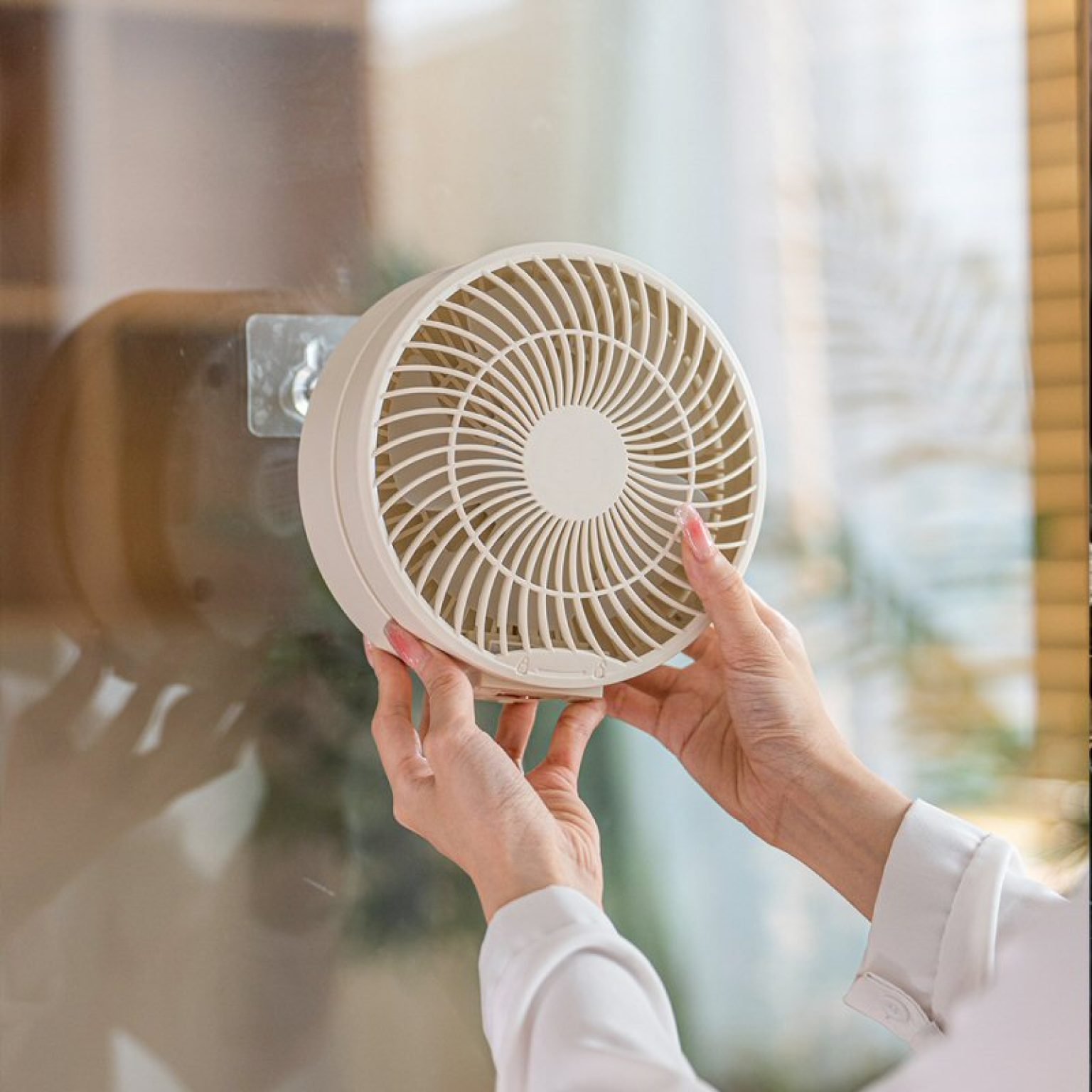 Portable Desktop Wall Fan | Bello Bello