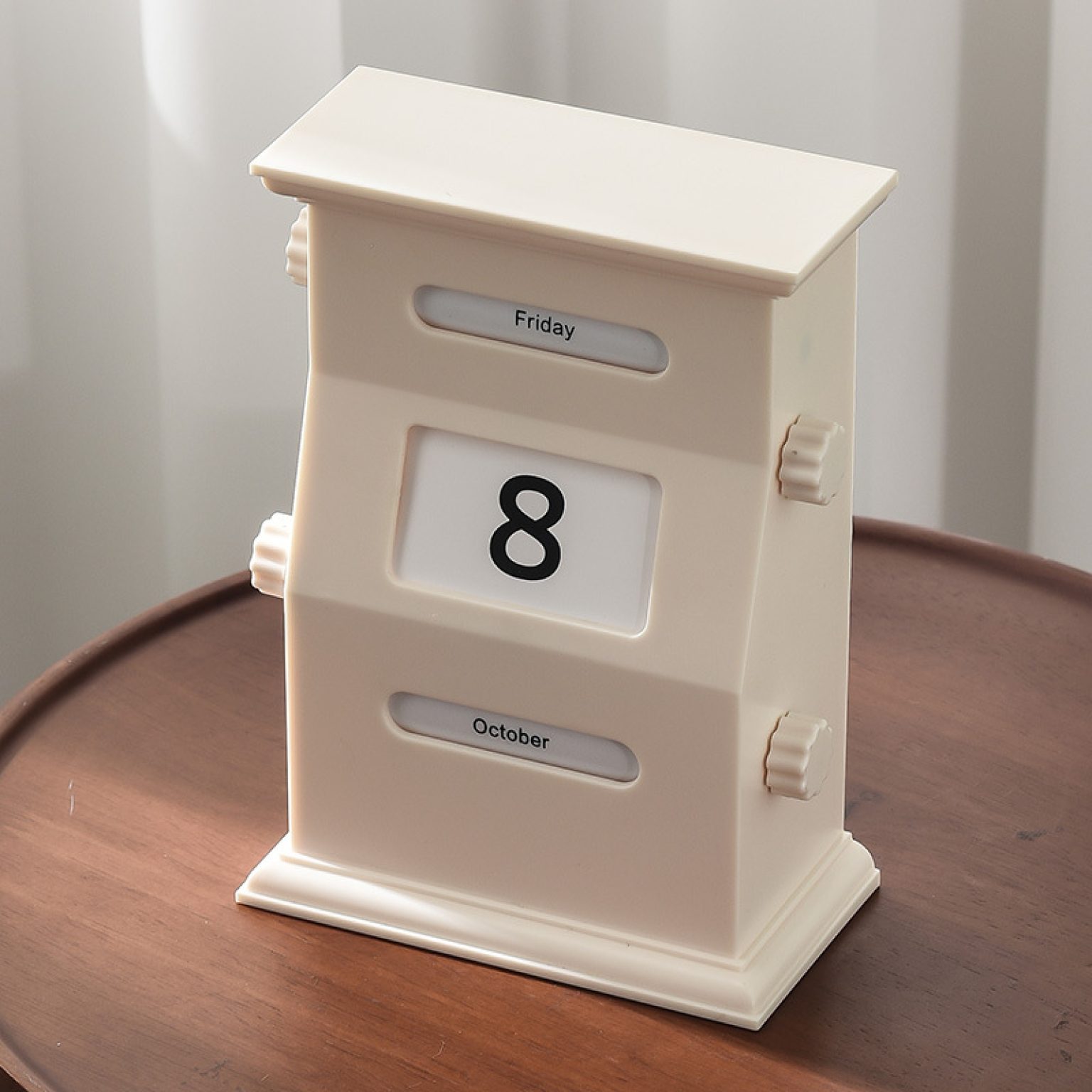 Retro Perpetual Calendar | Bello Bello